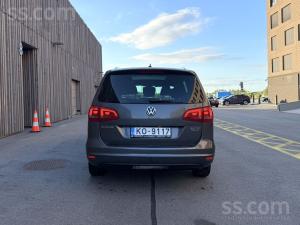 Grey Volkswagen Sharan 2012 in Riga, with an engine capacity of 2.00 L and mileage of 241 thousand km for 7000 €, photo 5 on AUTOMOTO.COM.LV