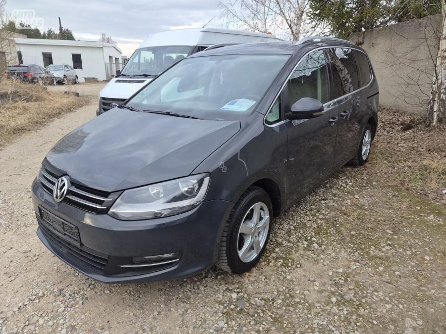 Grey Volkswagen Sharan 2012 in Utena, with an engine capacity of 2.00 L and mileage of 365 thousand km for 4650 €, photo 3 on AUTOMOTO.COM.LV