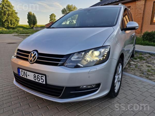 Pelēks Volkswagen Sharan 2012 Daugavpils, ar dzinēja tilpumu 2.00 L un nobraukumu 250 tūkst. km par 8250 €, foto 1 vietnē AUTOMOTO.COM.LV