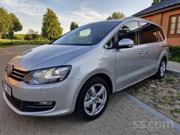 Pelēks Volkswagen Sharan 2012 Daugavpils, ar dzinēja tilpumu 2.00 L un nobraukumu 250 tūkst. km par 8250 €, foto 3 vietnē AUTOMOTO.COM.LV
