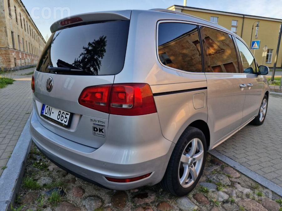 Pelēks Volkswagen Sharan 2012 Daugavpils, ar dzinēja tilpumu 2.00 L un nobraukumu 250 tūkst. km par 8250 €, foto 8 vietnē AUTOMOTO.COM.LV