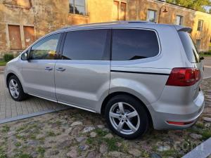 Pelēks Volkswagen Sharan 2012 Daugavpils, ar dzinēja tilpumu 2.00 L un nobraukumu 250 tūkst. km par 8250 €, foto 11 vietnē AUTOMOTO.COM.LV