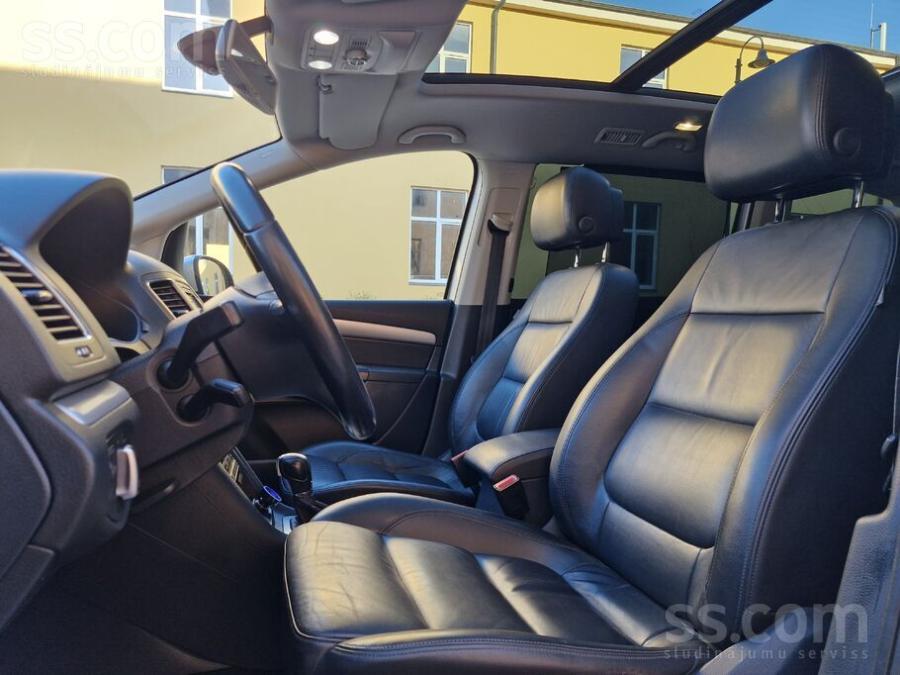 Pelēks Volkswagen Sharan 2012 Daugavpils, ar dzinēja tilpumu 2.00 L un nobraukumu 250 tūkst. km par 8250 €, foto 14 vietnē AUTOMOTO.COM.LV