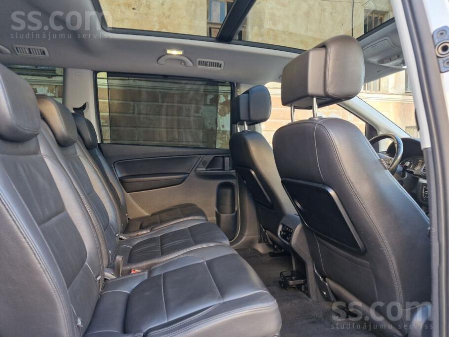 Pelēks Volkswagen Sharan 2012 Daugavpils, ar dzinēja tilpumu 2.00 L un nobraukumu 250 tūkst. km par 8250 €, foto 25 vietnē AUTOMOTO.COM.LV