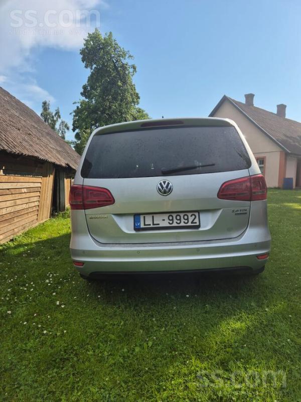 Pelēks Volkswagen Sharan 2012 Aizkraukle, ar dzinēja tilpumu 2.00 L un nobraukumu 320 tūkst. km par 5250 €, foto 2 vietnē AUTOMOTO.COM.LV