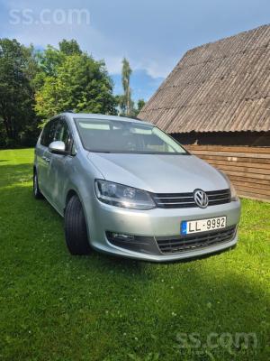 Pelēks Volkswagen Sharan 2012 Aizkraukle, ar dzinēja tilpumu 2.00 L un nobraukumu 320 tūkst. km par 5250 €, foto 4 vietnē AUTOMOTO.COM.LV