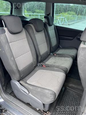Pelēks Volkswagen Sharan 2012 Rīga, ar dzinēja tilpumu 2.00 L un nobraukumu 389 tūkst. km par 4900 €, foto 14 vietnē AUTOMOTO.COM.LV