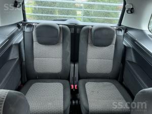 Pelēks Volkswagen Sharan 2012 Rīga, ar dzinēja tilpumu 2.00 L un nobraukumu 389 tūkst. km par 4900 €, foto 17 vietnē AUTOMOTO.COM.LV