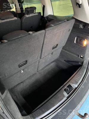 Pelēks Volkswagen Sharan 2012 Rīga, ar dzinēja tilpumu 2.00 L un nobraukumu 389 tūkst. km par 4900 €, foto 25 vietnē AUTOMOTO.COM.LV