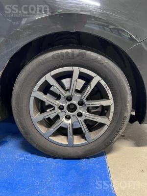 Pelēks Volkswagen Sharan 2012 Rīga, ar dzinēja tilpumu 2.00 L un nobraukumu 389 tūkst. km par 4900 €, foto 31 vietnē AUTOMOTO.COM.LV