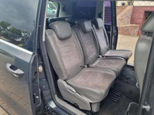Grey Volkswagen Sharan 2012 in Utena, with an engine capacity of 1.97 L and mileage of 368 thousand km for 6150 €, photo 13 on AUTOMOTO.COM.LV