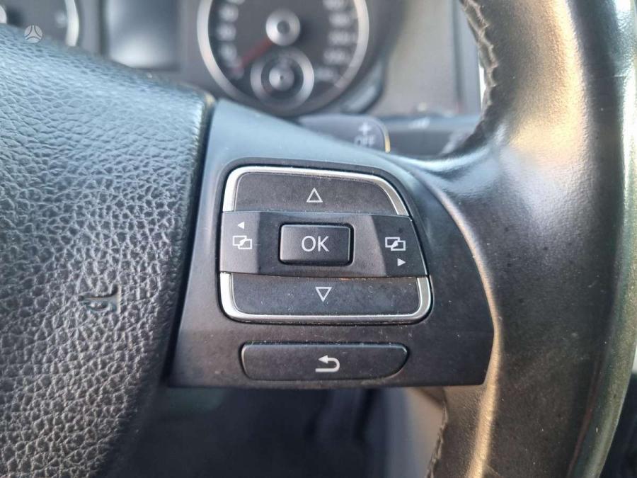 Grey Volkswagen Sharan 2012 in Utena, with an engine capacity of 1.97 L and mileage of 368 thousand km for 6150 €, photo 23 on AUTOMOTO.COM.LV