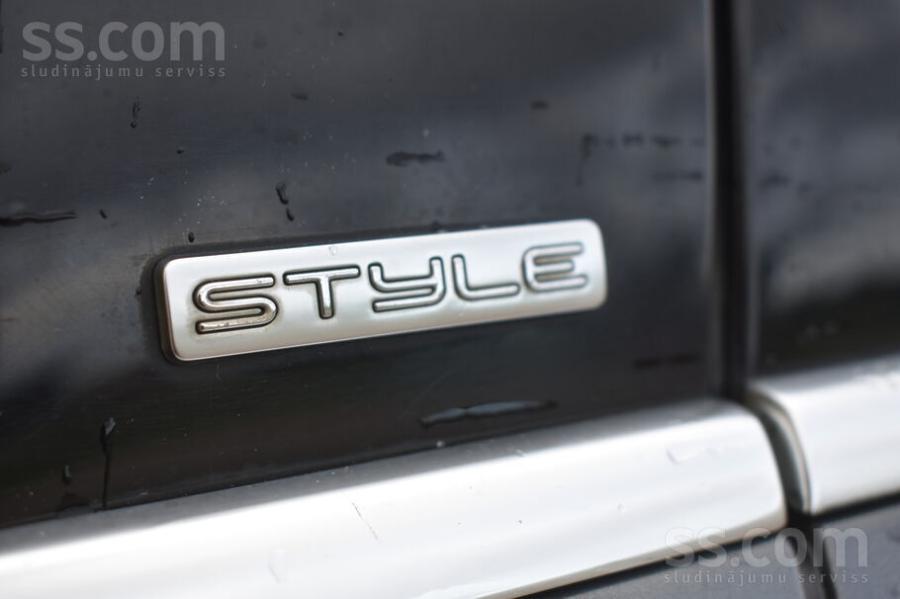 Pelēks Volkswagen Sharan 2012 Talsi, ar dzinēja tilpumu 2.00 L un nobraukumu 230 tūkst. km par 8800 €, foto 13 vietnē AUTOMOTO.COM.LV