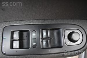 Pelēks Volkswagen Sharan 2012 Talsi, ar dzinēja tilpumu 2.00 L un nobraukumu 230 tūkst. km par 8800 €, foto 16 vietnē AUTOMOTO.COM.LV