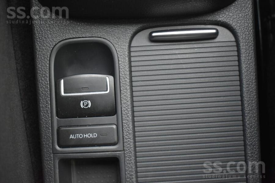 Pelēks Volkswagen Sharan 2012 Talsi, ar dzinēja tilpumu 2.00 L un nobraukumu 230 tūkst. km par 8800 €, foto 18 vietnē AUTOMOTO.COM.LV