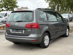 Pelēks Volkswagen Sharan 2012 Kretinga, ar dzinēja tilpumu 1.97 L un nobraukumu 214 tūkst. km par 7800 €, foto 9 vietnē AUTOMOTO.COM.LV