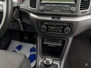 Pelēks Volkswagen Sharan 2012 Kretinga, ar dzinēja tilpumu 1.97 L un nobraukumu 214 tūkst. km par 7800 €, foto 16 vietnē AUTOMOTO.COM.LV