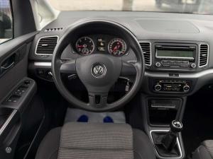 Pelēks Volkswagen Sharan 2012 Kretinga, ar dzinēja tilpumu 1.97 L un nobraukumu 214 tūkst. km par 7800 €, foto 17 vietnē AUTOMOTO.COM.LV