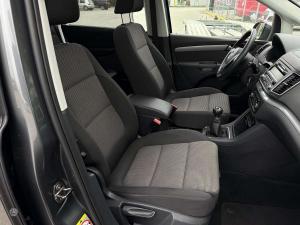 Pelēks Volkswagen Sharan 2012 Kretinga, ar dzinēja tilpumu 1.97 L un nobraukumu 214 tūkst. km par 7800 €, foto 23 vietnē AUTOMOTO.COM.LV