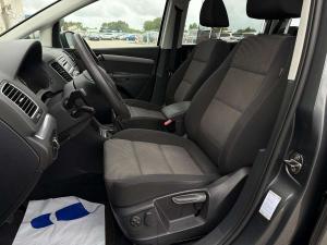Pelēks Volkswagen Sharan 2012 Kretinga, ar dzinēja tilpumu 1.97 L un nobraukumu 214 tūkst. km par 7800 €, foto 25 vietnē AUTOMOTO.COM.LV