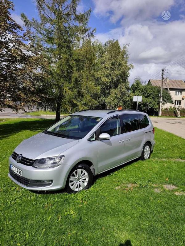 Pelēks Volkswagen Sharan 2012 Viļņa, ar dzinēja tilpumu 1.97 L un nobraukumu 224 tūkst. km par 6950 €, foto 3 vietnē AUTOMOTO.COM.LV