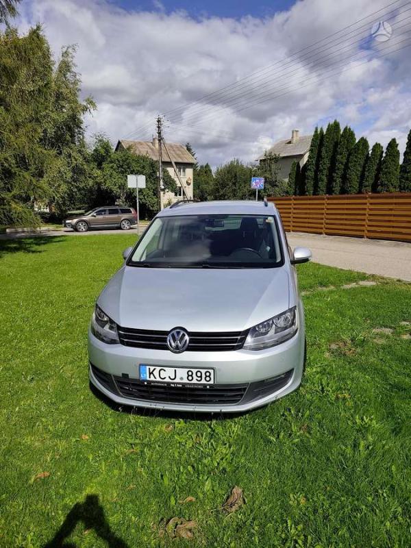 Pelēks Volkswagen Sharan 2012 Viļņa, ar dzinēja tilpumu 1.97 L un nobraukumu 224 tūkst. km par 6950 €, foto 5 vietnē AUTOMOTO.COM.LV