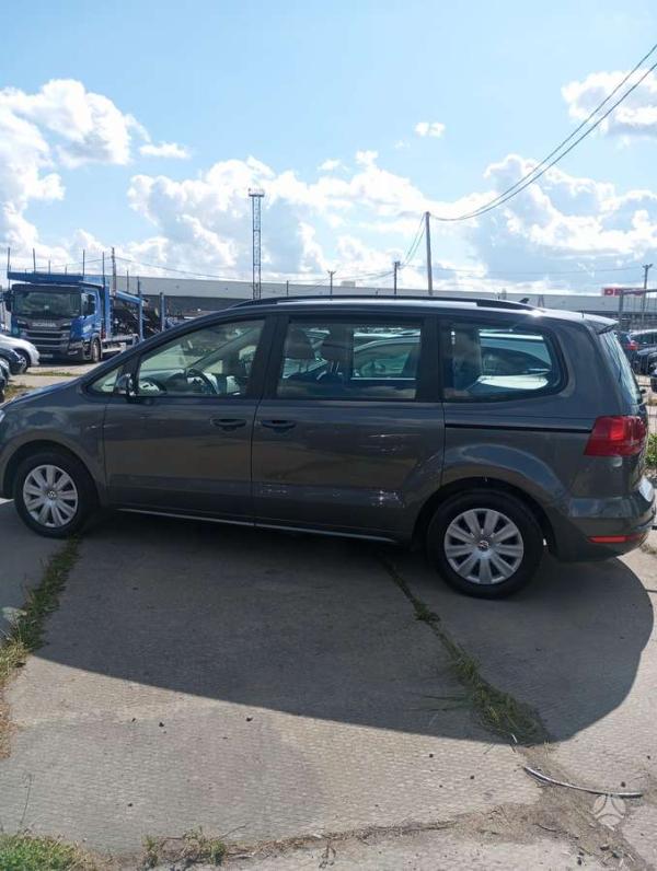 Grey Volkswagen Sharan 2012 in Kaunas, with an engine capacity of 1.97 L and mileage of 220 thousand km for 5850 €, photo 6 on AUTOMOTO.COM.LV