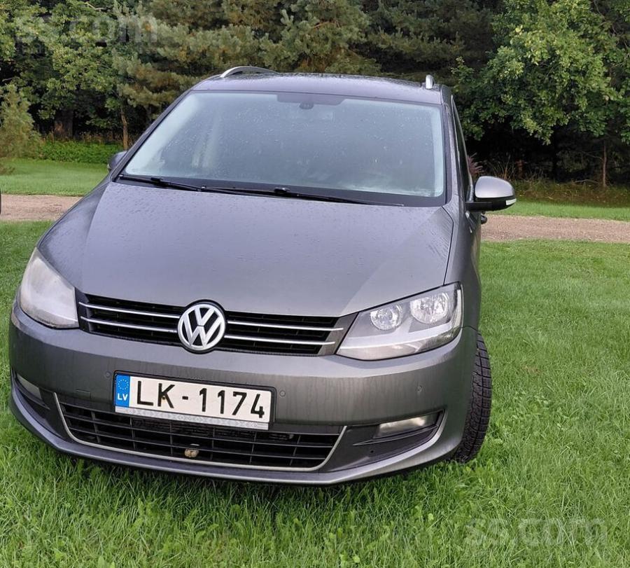 Pelēks Volkswagen Sharan 2012 Liepāja, ar dzinēja tilpumu 2.00 L un nobraukumu 581 tūkst. km par 4200 €, foto 1 vietnē AUTOMOTO.COM.LV