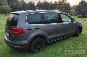 Pelēks Volkswagen Sharan 2012 Liepāja, ar dzinēja tilpumu 2.00 L un nobraukumu 581 tūkst. km par 4200 €, foto 6 vietnē AUTOMOTO.COM.LV