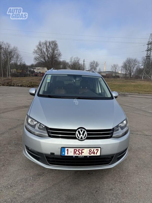 Pelēks Volkswagen Sharan 2013 Vilkaviškis, ar dzinēja tilpumu 2.00 L un nobraukumu 298 tūkst. km par 8500 €, foto 2 vietnē AUTOMOTO.COM.LV