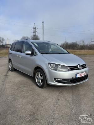 Pelēks Volkswagen Sharan 2013 Vilkaviškis, ar dzinēja tilpumu 2.00 L un nobraukumu 298 tūkst. km par 8500 €, foto 3 vietnē AUTOMOTO.COM.LV