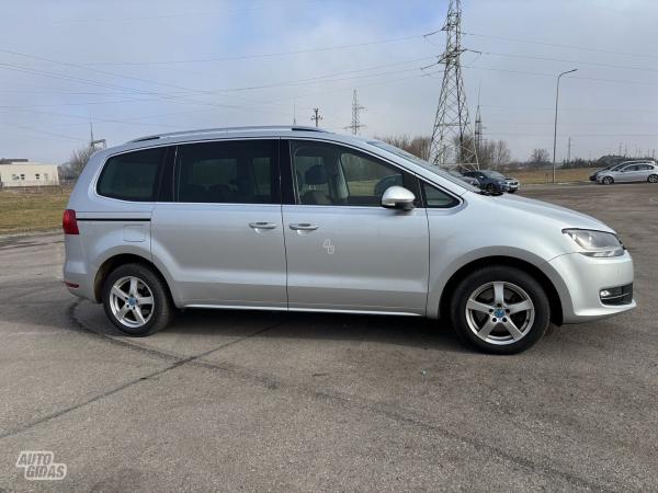 Pelēks Volkswagen Sharan 2013 Vilkaviškis, ar dzinēja tilpumu 2.00 L un nobraukumu 298 tūkst. km par 8500 €, foto 4 vietnē AUTOMOTO.COM.LV