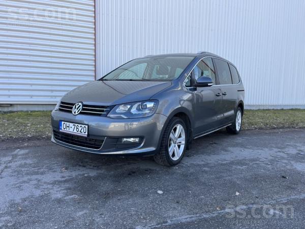 Grey Volkswagen Sharan 2013 in Riga, with an engine capacity of 2.00 L and mileage of 285 thousand km for 8450 €, photo 3 on AUTOMOTO.COM.LV