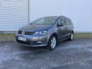 Grey Volkswagen Sharan 2013 in Riga, with an engine capacity of 2.00 L and mileage of 285 thousand km for 8450 €, photo 4 on AUTOMOTO.COM.LV