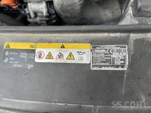 Grey Volkswagen Sharan 2013 in Riga, with an engine capacity of 2.00 L and mileage of 285 thousand km for 8450 €, photo 19 on AUTOMOTO.COM.LV