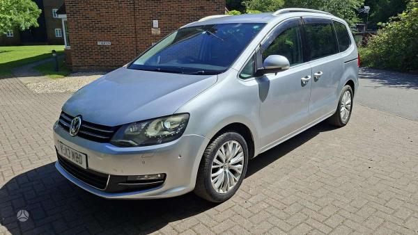 Pelēks Volkswagen Sharan 2013 Šauļi, ar dzinēja tilpumu 1.39 L un nobraukumu 119 tūkst. km par 3699 €, foto 1 vietnē AUTOMOTO.COM.LV