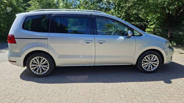 Pelēks Volkswagen Sharan 2013 Šauļi, ar dzinēja tilpumu 1.39 L un nobraukumu 119 tūkst. km par 3699 €, foto 7 vietnē AUTOMOTO.COM.LV