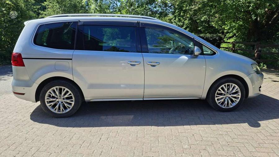 Pelēks Volkswagen Sharan 2013 Šauļi, ar dzinēja tilpumu 1.39 L un nobraukumu 119 tūkst. km par 3699 €, foto 8 vietnē AUTOMOTO.COM.LV