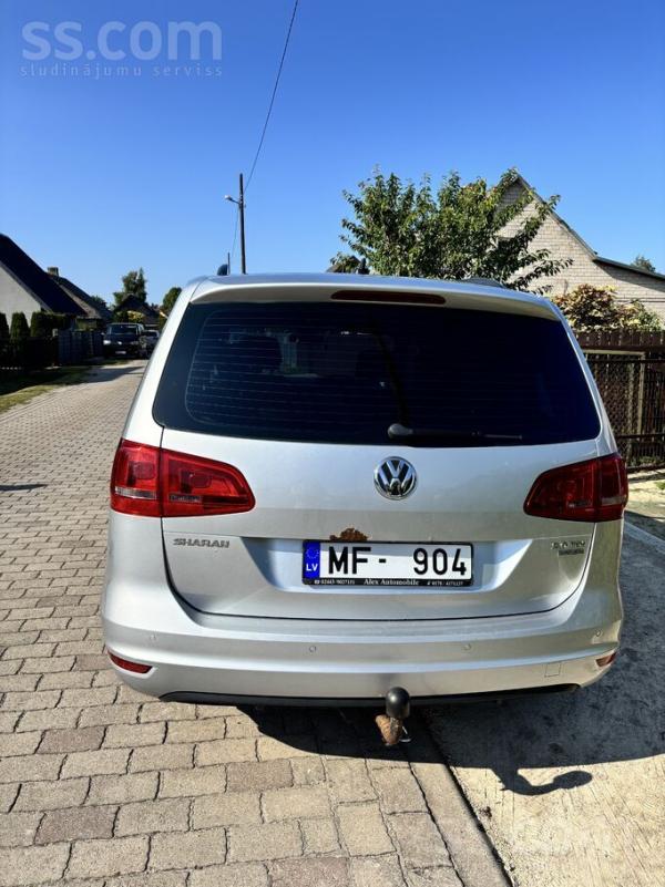 Grey Volkswagen Sharan 2013 in Ventspils, with an engine capacity of 2.00 L and mileage of 321 thousand km for 6900 €, photo 4 on AUTOMOTO.COM.LV