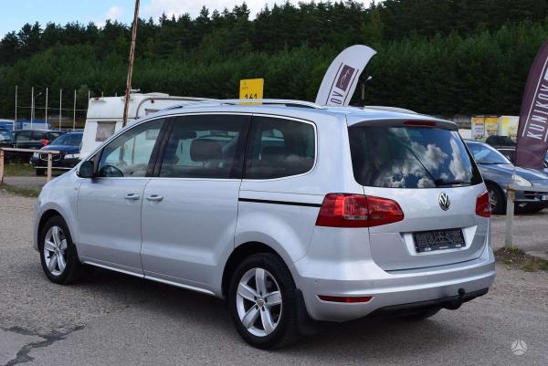 Pelēks Volkswagen Sharan 2013 Viļņa, ar dzinēja tilpumu 1.97 L un nobraukumu 224 tūkst. km par 7750 €, foto 6 vietnē AUTOMOTO.COM.LV