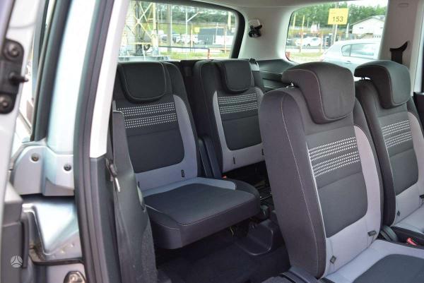 Pelēks Volkswagen Sharan 2013 Viļņa, ar dzinēja tilpumu 1.97 L un nobraukumu 224 tūkst. km par 7750 €, foto 10 vietnē AUTOMOTO.COM.LV