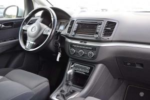 Pelēks Volkswagen Sharan 2013 Viļņa, ar dzinēja tilpumu 1.97 L un nobraukumu 224 tūkst. km par 7750 €, foto 12 vietnē AUTOMOTO.COM.LV