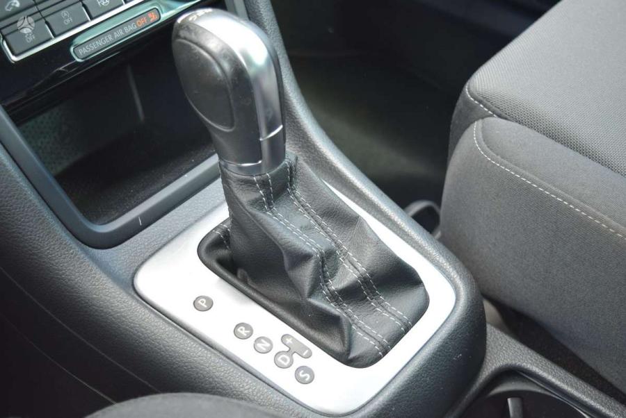 Pelēks Volkswagen Sharan 2013 Viļņa, ar dzinēja tilpumu 1.97 L un nobraukumu 224 tūkst. km par 7750 €, foto 16 vietnē AUTOMOTO.COM.LV