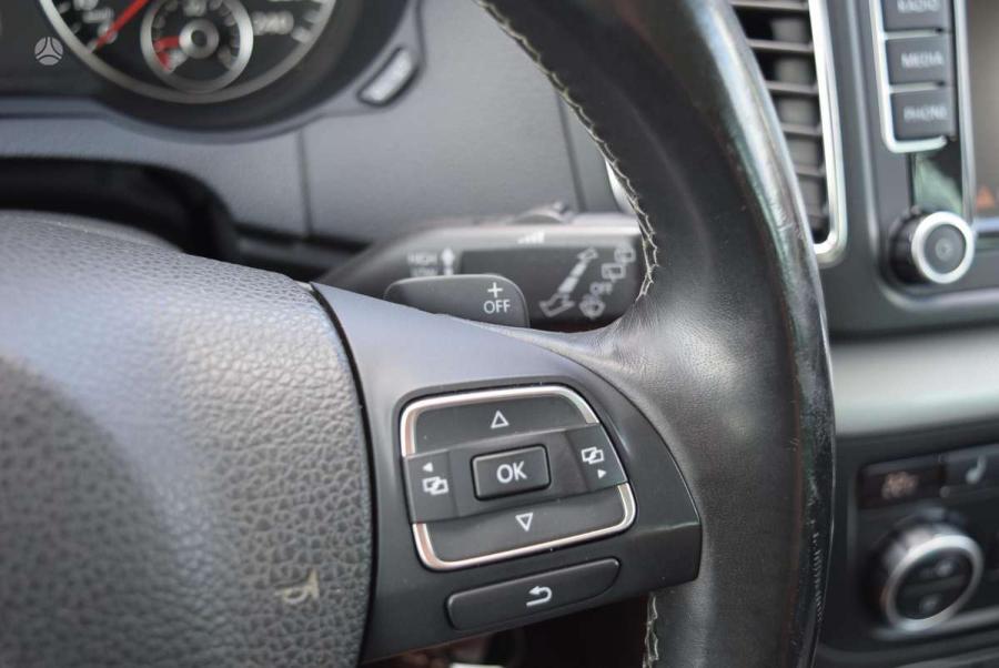 Pelēks Volkswagen Sharan 2013 Viļņa, ar dzinēja tilpumu 1.97 L un nobraukumu 224 tūkst. km par 7750 €, foto 21 vietnē AUTOMOTO.COM.LV