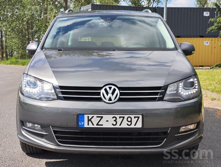 Pelēks Volkswagen Sharan 2013 Rīga, ar dzinēja tilpumu 2.00 L un nobraukumu 241 tūkst. km par 7190 €, foto 5 vietnē AUTOMOTO.COM.LV