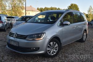 Pelēks Volkswagen Sharan 2013 Kuldīga, ar dzinēja tilpumu 2.00 L un nobraukumu 0 tūkst. km par 7300 €, foto  vietnē AUTOMOTO.COM.LV