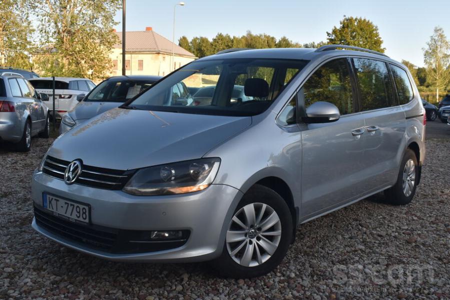 Grey Volkswagen Sharan 2013 in Kuldiga, with an engine capacity of 2.00 L and mileage of 0 thousand km for 7300 €, photo 1 on AUTOMOTO.COM.LV
