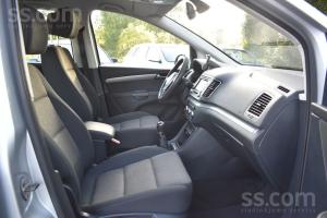 Grey Volkswagen Sharan 2013 in Kuldiga, with an engine capacity of 2.00 L and mileage of 0 thousand km for 7300 €, photo 6 on AUTOMOTO.COM.LV