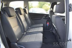Grey Volkswagen Sharan 2013 in Kuldiga, with an engine capacity of 2.00 L and mileage of 0 thousand km for 7300 €, photo 7 on AUTOMOTO.COM.LV