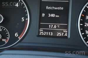 Grey Volkswagen Sharan 2013 in Kuldiga, with an engine capacity of 2.00 L and mileage of 0 thousand km for 7300 €, photo 16 on AUTOMOTO.COM.LV
